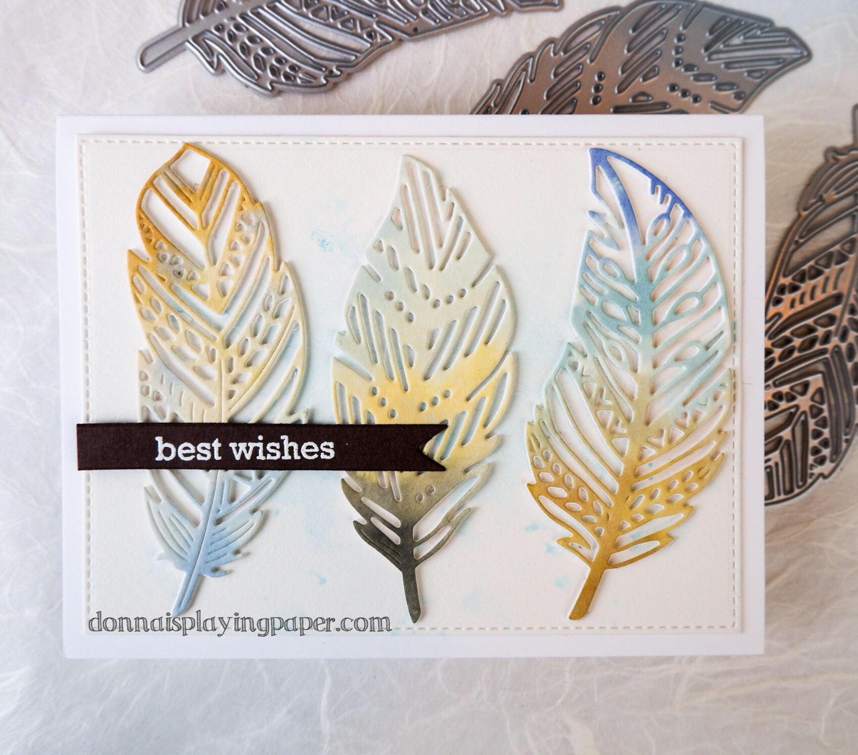 Layered feathers – Donna is Playing Paper